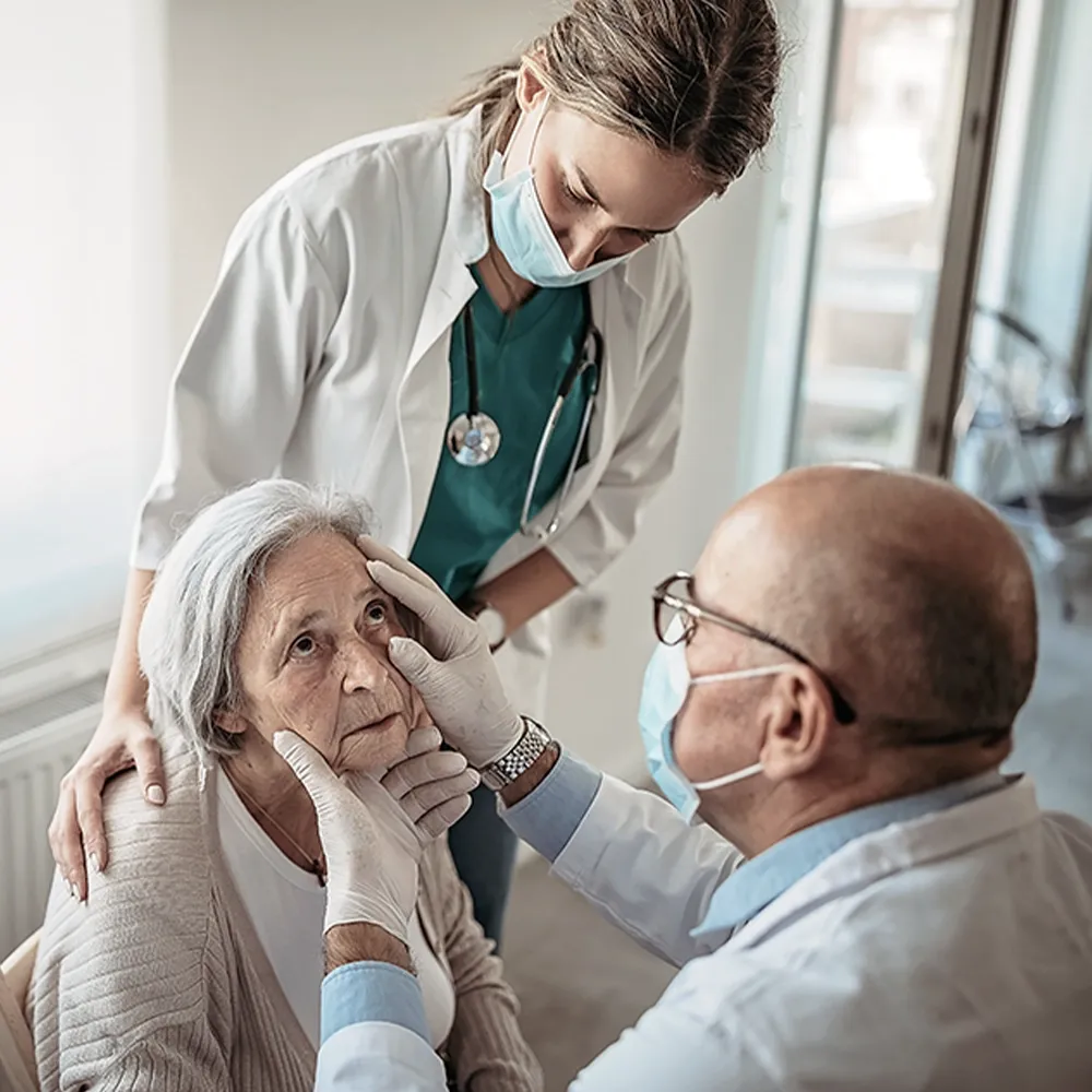 Blefarite: entenda o que é, quais as causas e principais tratamentos ...